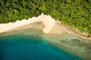 Guide to Landscapes of the Whitsunday Islands - Heart Reef + Whitehaven