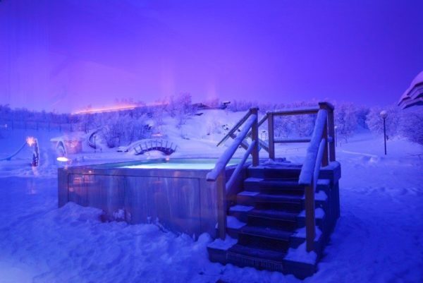 Camp Ripan aka Winter Wonderland: Visual Hotel Review - Photo Tips ...