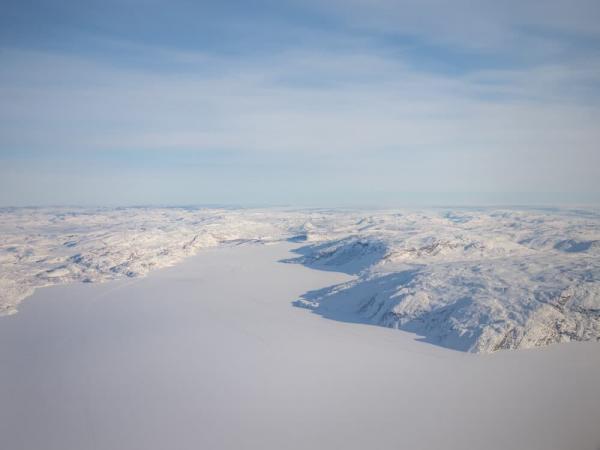 Flight to Greenland - Behind the Lens, Photographing from a Plane