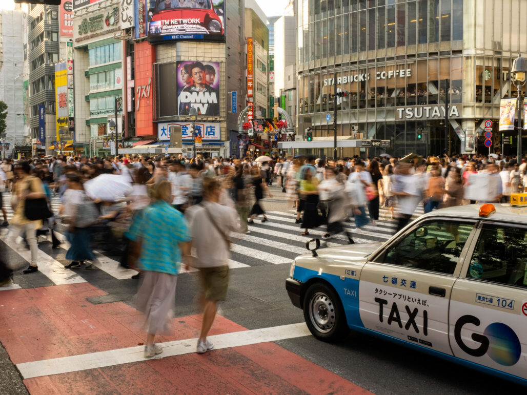 The 7 Best Shibuya Crossing Photography Locations in Tokyo